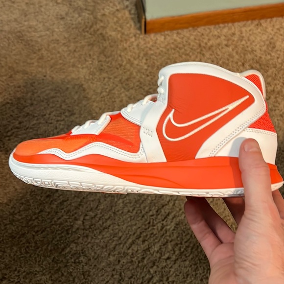 Nike | Shoes | Mens Nike Kyrie Infinity Do966 82 Damaged Box Team ...
